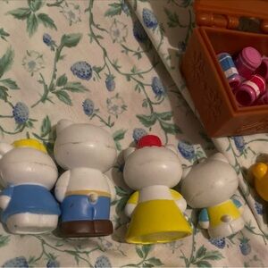 Sanrio | Toys | Hello Kitty And Friends Toy Set With Brown Treasure ...